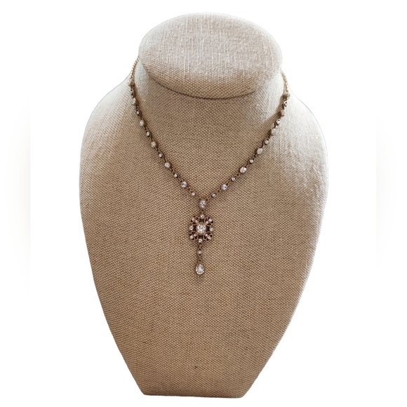 Jewelry | Gold Toned Victorian Styled Rhinestones Cluster Teardrop ...